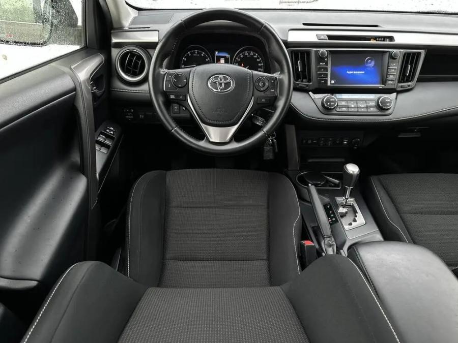 Brūns Toyota RAV4 2017 Rīga, ar dzinēja tilpumu 2.00 L un nobraukumu 94 tūkst. km par 16600 €, foto 14 vietnē AUTOMOTO.COM.LV