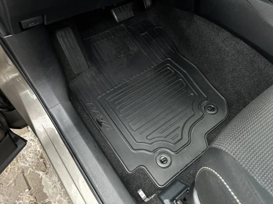 Brūns Toyota RAV4 2017 Rīga, ar dzinēja tilpumu 2.00 L un nobraukumu 94 tūkst. km par 16600 €, foto 15 vietnē AUTOMOTO.COM.LV