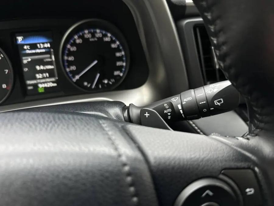 Brūns Toyota RAV4 2017 Rīga, ar dzinēja tilpumu 2.00 L un nobraukumu 94 tūkst. km par 16600 €, foto 23 vietnē AUTOMOTO.COM.LV