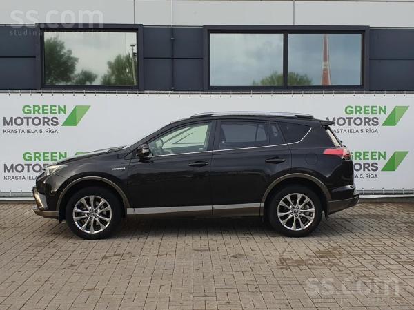 Brūns Toyota RAV4 2017 Rīga, ar dzinēja tilpumu 2.20 L un nobraukumu 94 tūkst. km par 20900 €, foto 3 vietnē AUTOMOTO.COM.LV