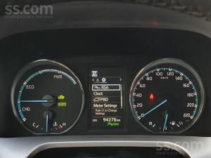 Brown Toyota RAV4 2017 in Riga, with an engine capacity of 2.20 L and mileage of 94 thousand km for 20900 €, photo 17 on AUTOMOTO.COM.LV