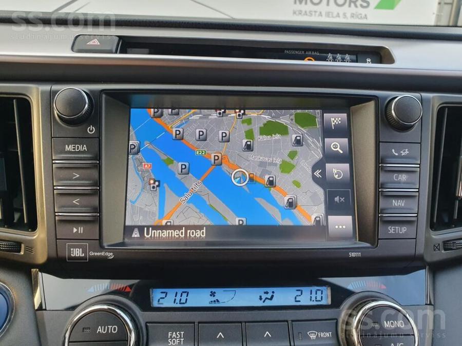 Brown Toyota RAV4 2017 in Riga, with an engine capacity of 2.20 L and mileage of 94 thousand km for 20900 €, photo 20 on AUTOMOTO.COM.LV