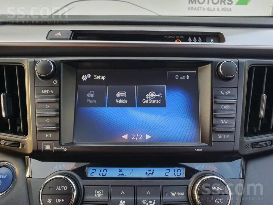 Brown Toyota RAV4 2017 in Riga, with an engine capacity of 2.20 L and mileage of 94 thousand km for 20900 €, photo 25 on AUTOMOTO.COM.LV