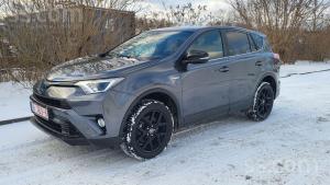 Brūns Toyota RAV4 2018 Rīga, ar dzinēja tilpumu 2.50 L un nobraukumu 220 tūkst. km par 16500 €, foto 3 vietnē AUTOMOTO.COM.LV