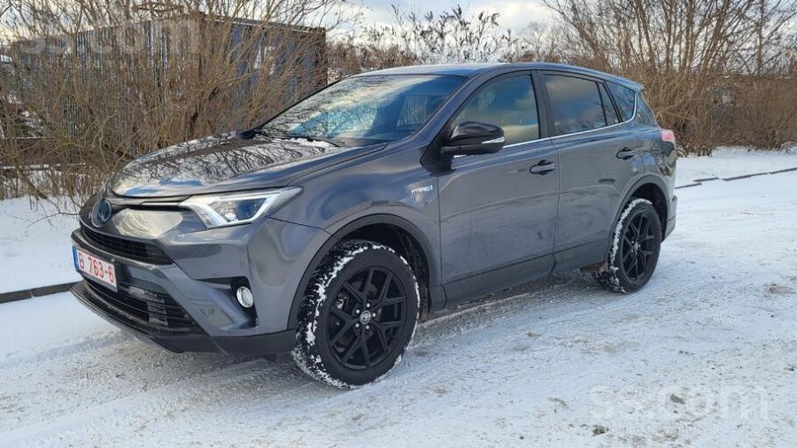 Brūns Toyota RAV4 2018 Rīga, ar dzinēja tilpumu 2.50 L un nobraukumu 220 tūkst. km par 16500 €, foto 3 vietnē AUTOMOTO.COM.LV