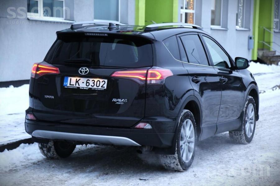 Brūns Toyota RAV4 2018 Rīga, ar dzinēja tilpumu 2.00 L un nobraukumu 226 tūkst. km par 17995 €, foto 6 vietnē AUTOMOTO.COM.LV