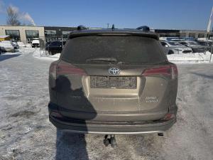 Brown Toyota RAV4 2018 in Kaunas, with an engine capacity of 2.49 L and mileage of 287 thousand km for 12950 €, photo 8 on AUTOMOTO.COM.LV