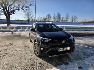 Brown Toyota RAV4 2018 in Kaunas, with an engine capacity of 2.49 L and mileage of 81 thousand km for 21200 €, photo  on AUTOMOTO.COM.LV
