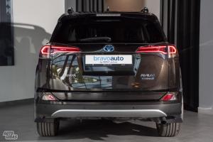 Brūns Toyota RAV4 2018 Kauņa, ar dzinēja tilpumu 2.50 L un nobraukumu 93 tūkst. km par 20771 €, foto 7 vietnē AUTOMOTO.COM.LV