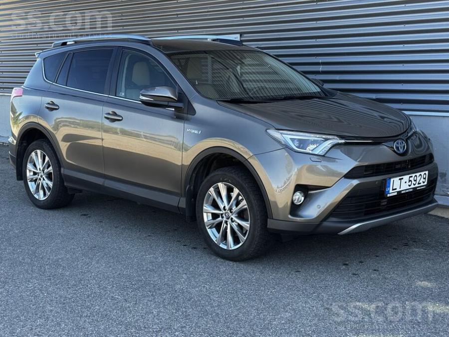 Brūns Toyota RAV4 2018 Rīga, ar dzinēja tilpumu 2.50 L un nobraukumu 69 tūkst. km par 20300 €, foto 8 vietnē AUTOMOTO.COM.LV