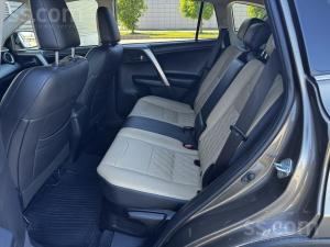 Brūns Toyota RAV4 2018 Rīga, ar dzinēja tilpumu 2.50 L un nobraukumu 69 tūkst. km par 20300 €, foto 11 vietnē AUTOMOTO.COM.LV