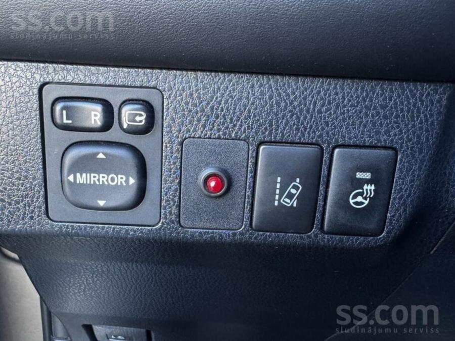 Brūns Toyota RAV4 2018 Rīga, ar dzinēja tilpumu 2.50 L un nobraukumu 69 tūkst. km par 20300 €, foto 18 vietnē AUTOMOTO.COM.LV
