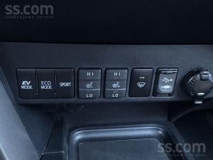 Brūns Toyota RAV4 2018 Rīga, ar dzinēja tilpumu 2.50 L un nobraukumu 69 tūkst. km par 20300 €, foto 20 vietnē AUTOMOTO.COM.LV