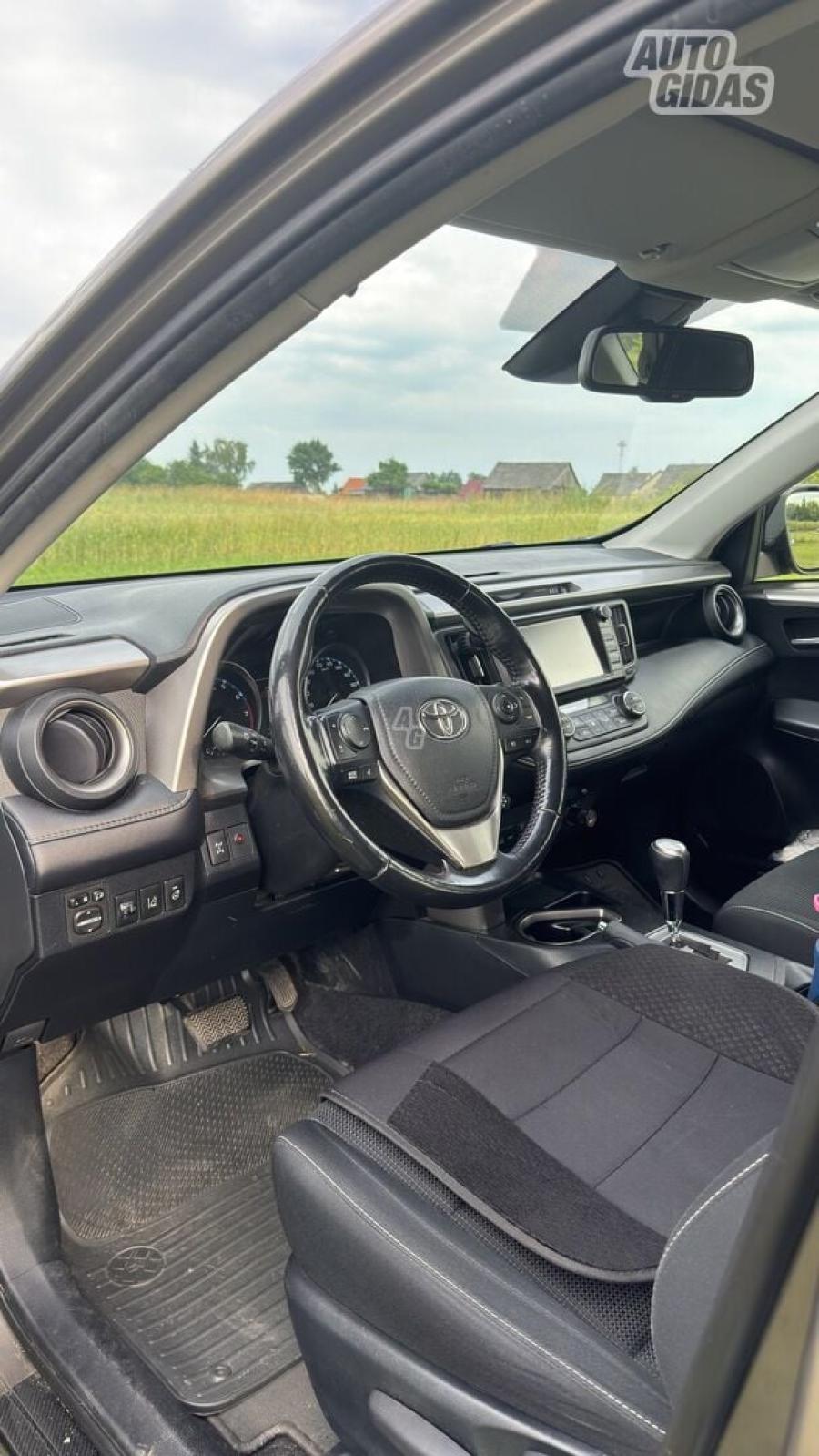 Brūns Toyota RAV4 2018 Elektrėnai, ar dzinēja tilpumu 2.00 L un nobraukumu 124 tūkst. km par 17800 €, foto 6 vietnē AUTOMOTO.COM.LV