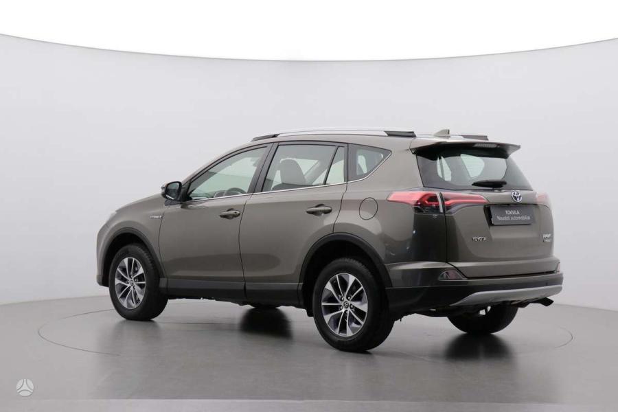 Brūns Toyota RAV4 2018 Viļņa, ar dzinēja tilpumu 2.49 L un nobraukumu 304 tūkst. km par 13900 €, foto 18 vietnē AUTOMOTO.COM.LV