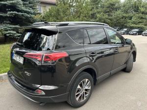 Brūns Toyota RAV4 2018 Viļņa, ar dzinēja tilpumu 1.99 L un nobraukumu 133 tūkst. km par 17200 €, foto 7 vietnē AUTOMOTO.COM.LV