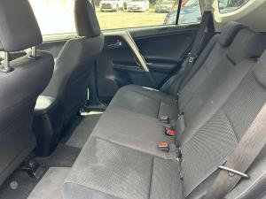 Brūns Toyota RAV4 2018 Viļņa, ar dzinēja tilpumu 1.99 L un nobraukumu 133 tūkst. km par 17200 €, foto 23 vietnē AUTOMOTO.COM.LV