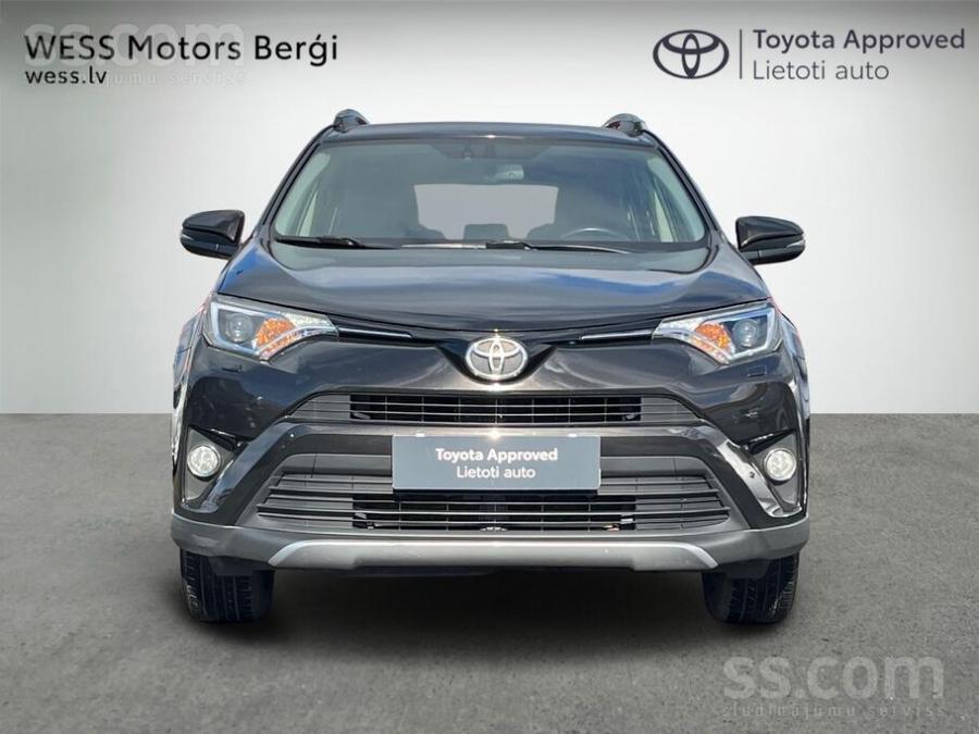 Brūns Toyota RAV4 2018 Rīga, ar dzinēja tilpumu 2.00 L un nobraukumu 136 tūkst. km par 18990 €, foto 6 vietnē AUTOMOTO.COM.LV