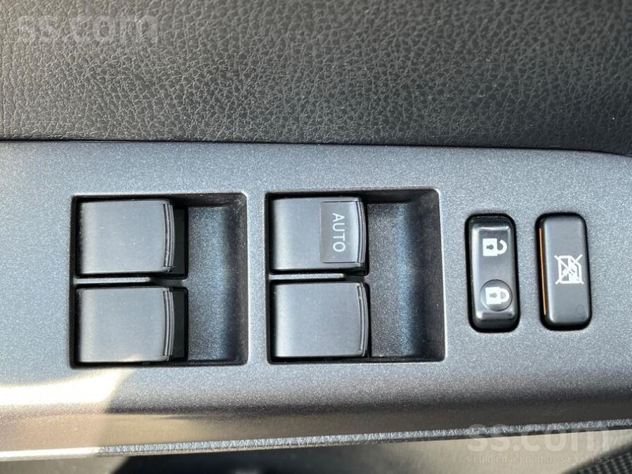 Brūns Toyota RAV4 2018 Rīga, ar dzinēja tilpumu 2.00 L un nobraukumu 136 tūkst. km par 18990 €, foto 21 vietnē AUTOMOTO.COM.LV