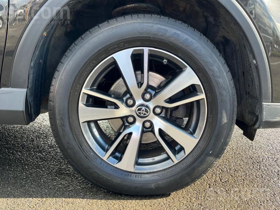 Brūns Toyota RAV4 2018 Rīga, ar dzinēja tilpumu 2.00 L un nobraukumu 136 tūkst. km par 18990 €, foto 26 vietnē AUTOMOTO.COM.LV