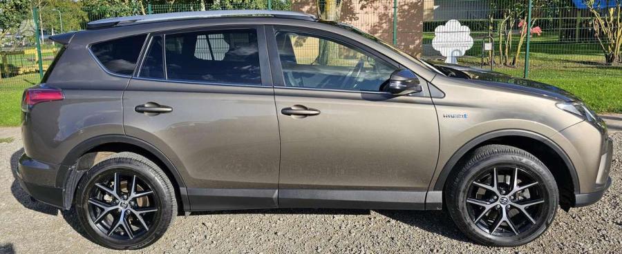 Brūns Toyota RAV4 2018 Šauļi, ar dzinēja tilpumu 2.49 L un nobraukumu 56 tūkst. km par 20500 €, foto 5 vietnē AUTOMOTO.COM.LV
