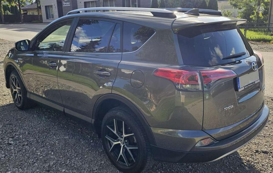 Brūns Toyota RAV4 2018 Šauļi, ar dzinēja tilpumu 2.49 L un nobraukumu 56 tūkst. km par 20500 €, foto 7 vietnē AUTOMOTO.COM.LV