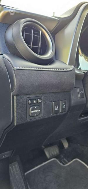 Brūns Toyota RAV4 2018 Šauļi, ar dzinēja tilpumu 2.49 L un nobraukumu 56 tūkst. km par 20500 €, foto 11 vietnē AUTOMOTO.COM.LV