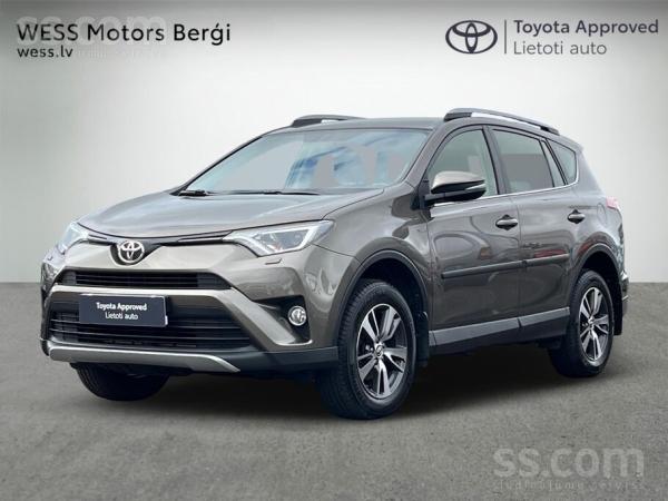 Toyota RAV4 2018 in Jelgava on AUTOMOTO.COM.LV Brown Toyota RAV4 2018 in Jelgava, with an engine capacity of 2.00 L and mileage of 105 thousand km for 18490 €, photo 1 on AUTOMOTO.COM.LV