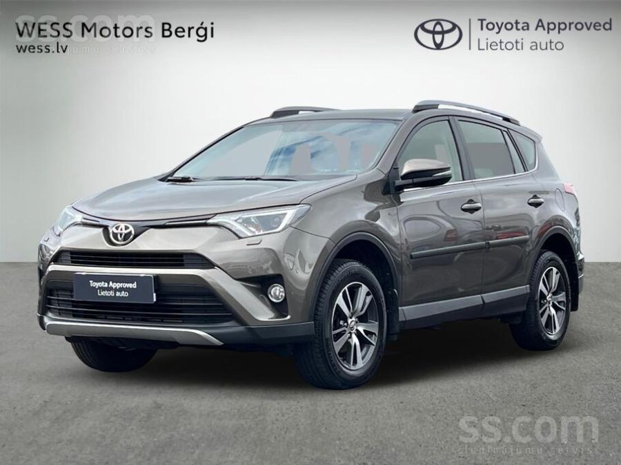 Brūns Toyota RAV4 2018 Jelgava, ar dzinēja tilpumu 2.00 L un nobraukumu 105 tūkst. km par 18490 €, foto 1 vietnē AUTOMOTO.COM.LV