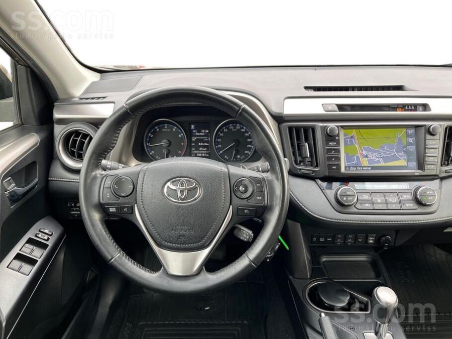 Brūns Toyota RAV4 2018 Jelgava, ar dzinēja tilpumu 2.00 L un nobraukumu 105 tūkst. km par 18490 €, foto 10 vietnē AUTOMOTO.COM.LV