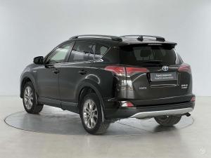 Brown Toyota RAV4 2019 in Vilnius, with an engine capacity of 2.49 L and mileage of 139 thousand km for 24900 €, photo 18 on AUTOMOTO.COM.LV