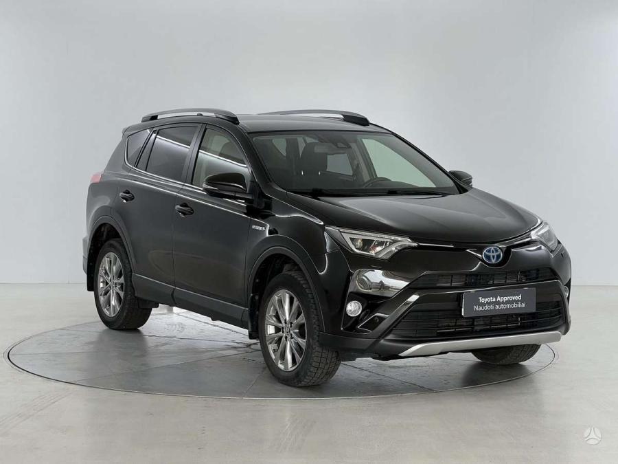 Brown Toyota RAV4 2019 in Vilnius, with an engine capacity of 2.49 L and mileage of 139 thousand km for 24900 €, photo 19 on AUTOMOTO.COM.LV