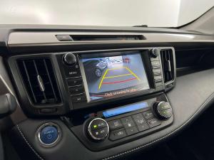 Brown Toyota RAV4 2019 in Vilnius, with an engine capacity of 2.49 L and mileage of 139 thousand km for 24900 €, photo 22 on AUTOMOTO.COM.LV