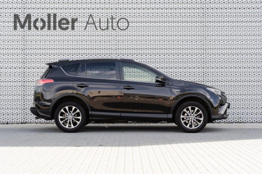 Brūns Toyota RAV4 2019 Mārupe, ar dzinēja tilpumu 2.50 L un nobraukumu 133 tūkst. km par 17500 €, foto 6 vietnē AUTOMOTO.COM.LV