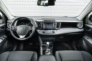 Brūns Toyota RAV4 2019 Mārupe, ar dzinēja tilpumu 2.50 L un nobraukumu 133 tūkst. km par 17500 €, foto 7 vietnē AUTOMOTO.COM.LV