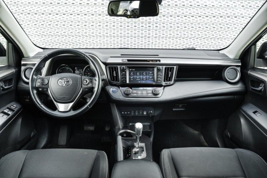 Brūns Toyota RAV4 2019 Mārupe, ar dzinēja tilpumu 2.50 L un nobraukumu 133 tūkst. km par 17500 €, foto 7 vietnē AUTOMOTO.COM.LV