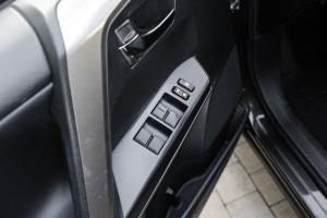 Brūns Toyota RAV4 2019 Mārupe, ar dzinēja tilpumu 2.50 L un nobraukumu 133 tūkst. km par 17500 €, foto 8 vietnē AUTOMOTO.COM.LV
