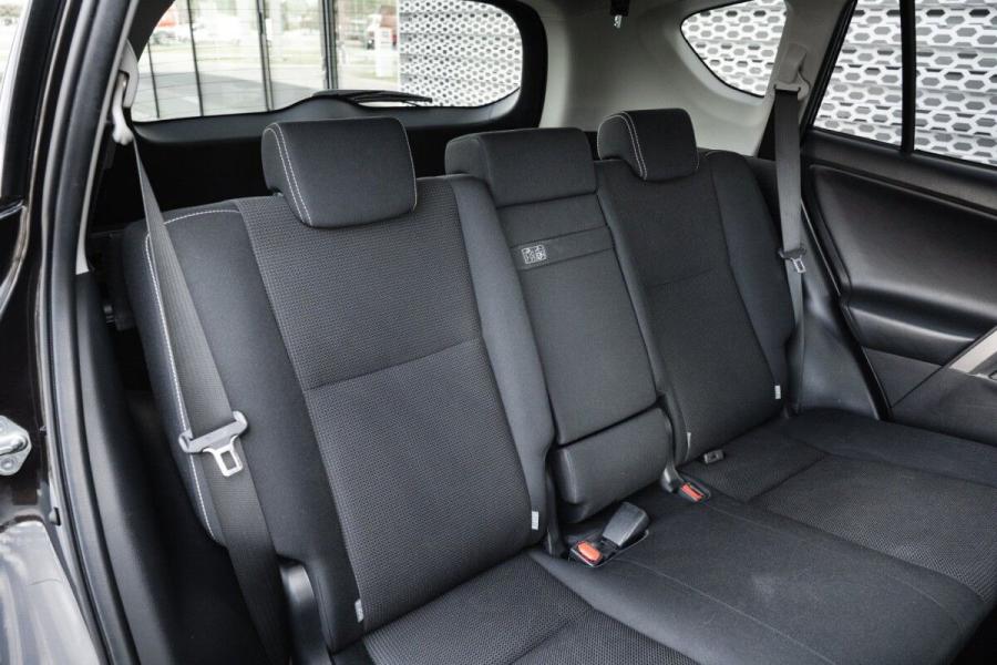 Brūns Toyota RAV4 2019 Mārupe, ar dzinēja tilpumu 2.50 L un nobraukumu 133 tūkst. km par 17500 €, foto 21 vietnē AUTOMOTO.COM.LV