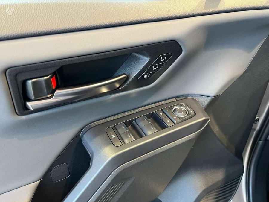 Brūns Toyota RAV4 2026 Panevēža, ar dzinēja tilpumu 2.49 L un nobraukumu 0 tūkst. km par 44750 €, foto 12 vietnē AUTOMOTO.COM.LV