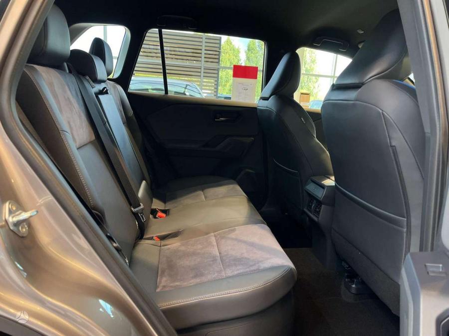 Brūns Toyota RAV4 2026 Panevēža, ar dzinēja tilpumu 2.49 L un nobraukumu 0 tūkst. km par 44750 €, foto 17 vietnē AUTOMOTO.COM.LV