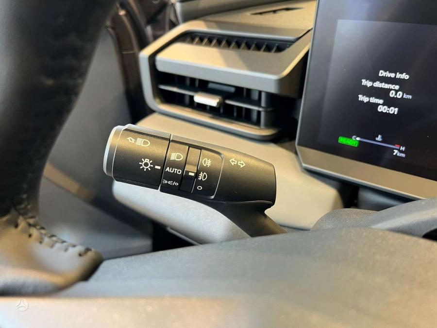 Brūns Toyota RAV4 2026 Panevēža, ar dzinēja tilpumu 2.49 L un nobraukumu 0 tūkst. km par 44750 €, foto 25 vietnē AUTOMOTO.COM.LV