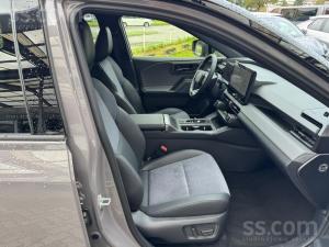 Brūns Toyota RAV4 2026 Rīga, ar dzinēja tilpumu 2.50 L un nobraukumu 12 tūkst. km par 41850 €, foto 8 vietnē AUTOMOTO.COM.LV