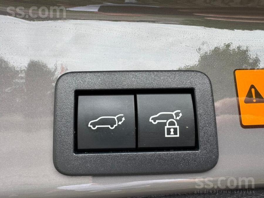 Brūns Toyota RAV4 2026 Rīga, ar dzinēja tilpumu 2.50 L un nobraukumu 12 tūkst. km par 41850 €, foto 12 vietnē AUTOMOTO.COM.LV