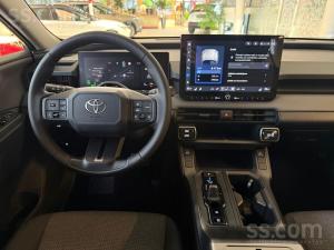 Brūns Toyota RAV4 2026 Rīga, ar dzinēja tilpumu 2.50 L un nobraukumu 0 tūkst. km par 46550 €, foto 11 vietnē AUTOMOTO.COM.LV