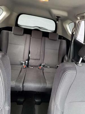 Brown Toyota RAV4 2017 in Kaunas, with an engine capacity of 2.00 L and mileage of 175 thousand km for 15500 €, photo 13 on AUTOMOTO.COM.LV