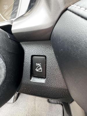 Brown Toyota RAV4 2017 in Kaunas, with an engine capacity of 2.00 L and mileage of 175 thousand km for 15500 €, photo 16 on AUTOMOTO.COM.LV
