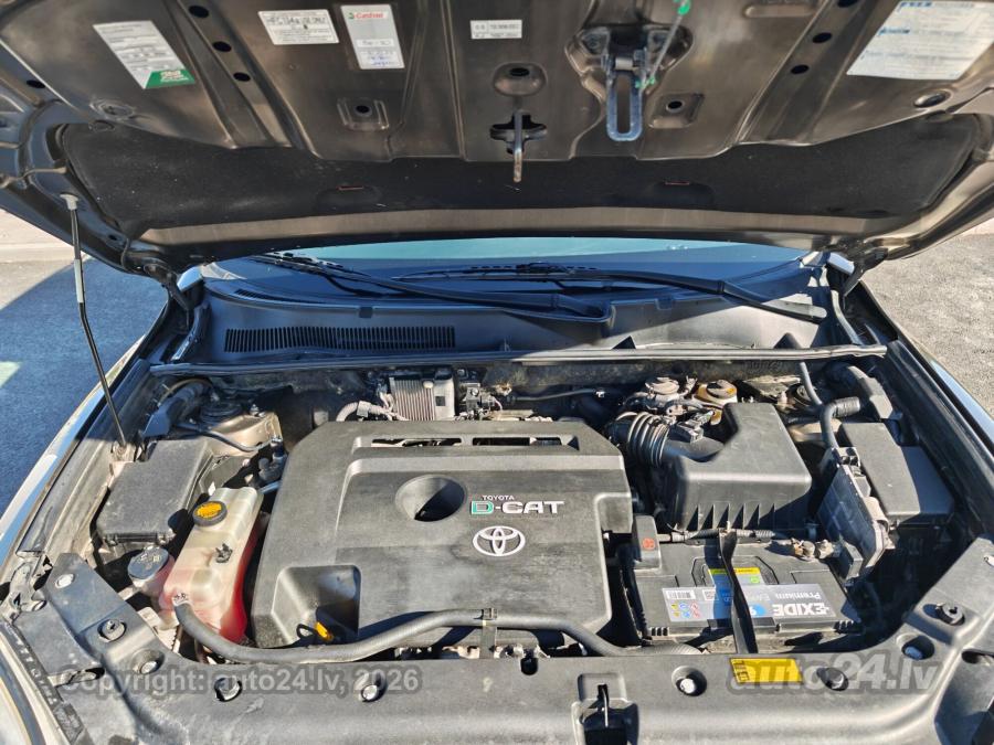 Brūns Toyota RAV4 2012 Tallina, ar dzinēja tilpumu 2.20 L un nobraukumu 234 tūkst. km par 7500 €, foto 14 vietnē AUTOMOTO.COM.LV