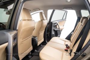 Brown Toyota RAV4 2014 in Tallinn, with an engine capacity of 2.00 L and mileage of 108 thousand km for 15899 €, photo 9 on AUTOMOTO.COM.LV