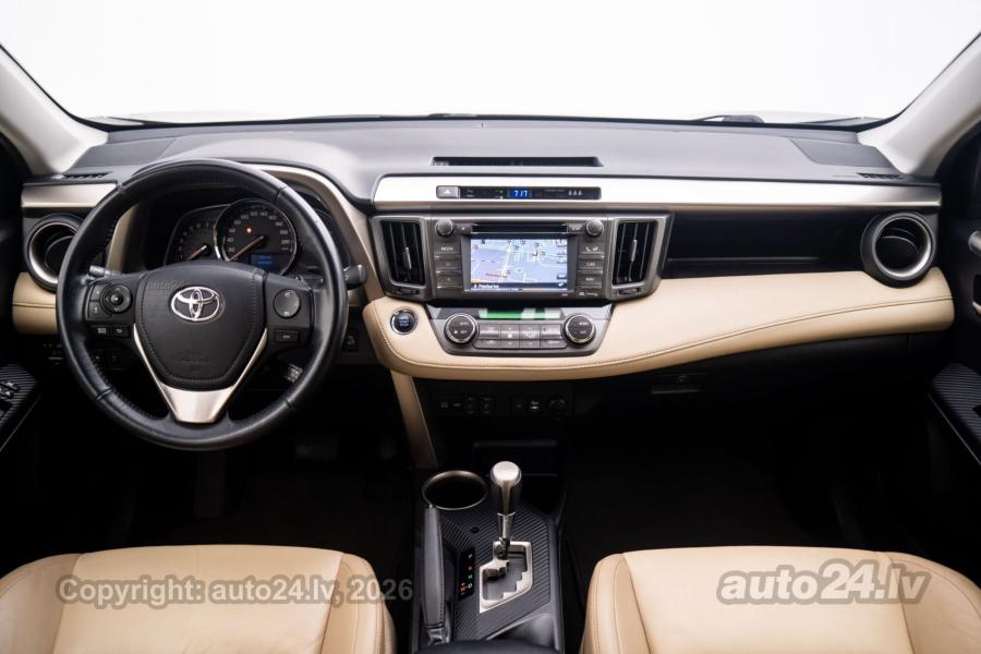 Brown Toyota RAV4 2014 in Tallinn, with an engine capacity of 2.00 L and mileage of 108 thousand km for 15899 €, photo 13 on AUTOMOTO.COM.LV