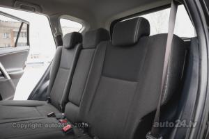 Brūns Toyota RAV4 2015 Tartu, ar dzinēja tilpumu 2.00 L un nobraukumu 159 tūkst. km par 11999 €, foto 9 vietnē AUTOMOTO.COM.LV